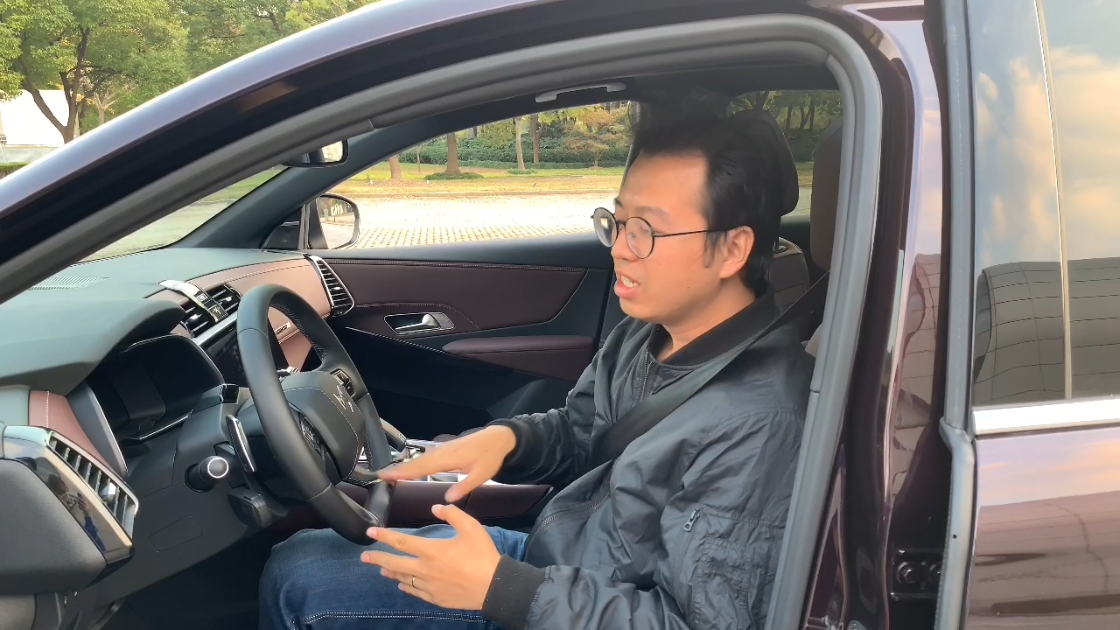 使用智能ACC时双手真的可以脱离方向盘么?