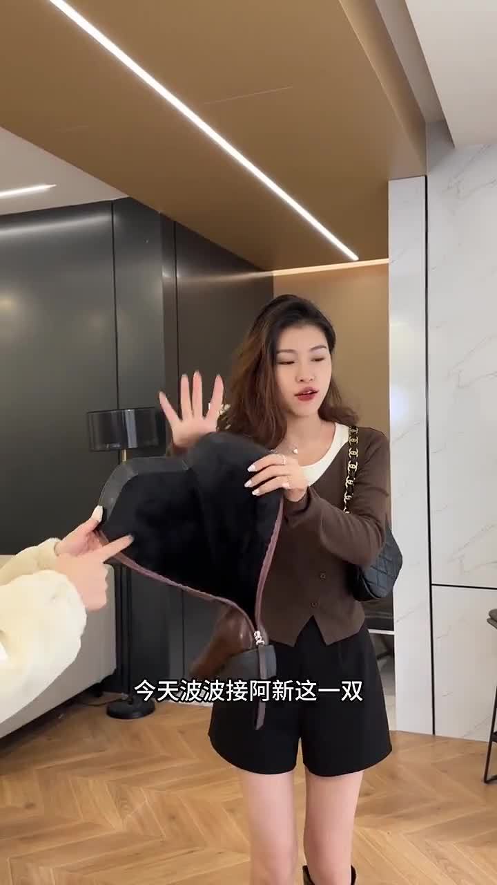 加绒和不加绒就差这么点,找不到的#穿搭 #秋冬穿出时髦贵气感 #好看...