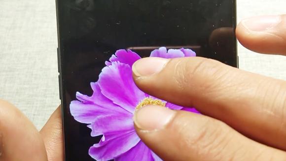 教你使用这个放大镜,将物品细节看得清清楚楚,不会手机白买了