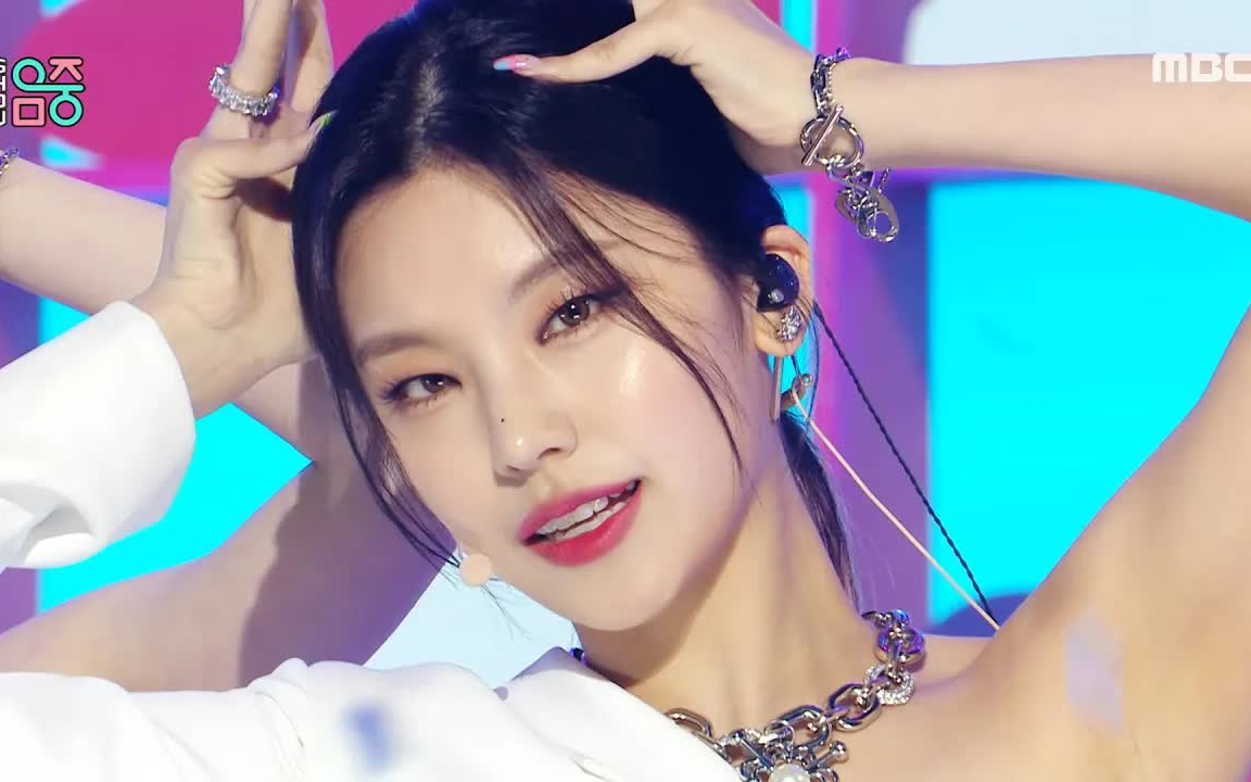 ITZY- SNEAKERS MBC220716打歌舞台+直拍