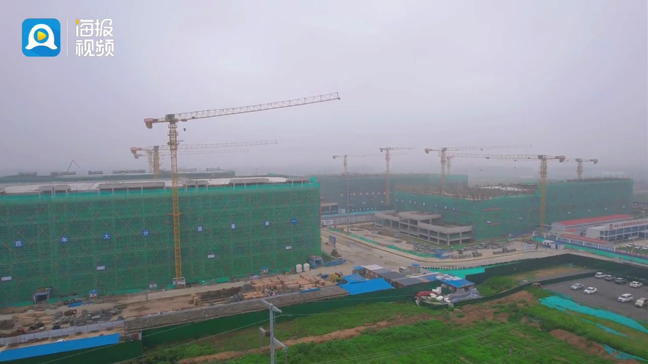 7月12日,沂南云仓冷链仓储加工项目举行封顶仪式