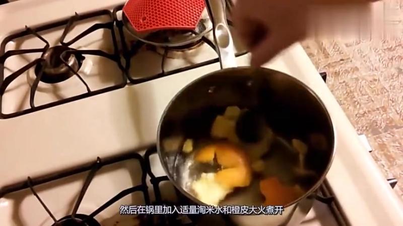 只需这两步,就可以彻底清洗掉床单上的黄渍等烦恼