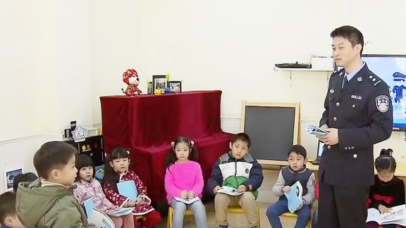 最高检:将推动性侵犯罪信息查询成为教师从业前置程序