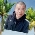 把烟吸进肺里 