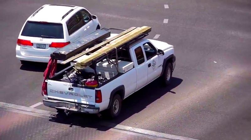 皮卡多功能 载货拉东西样样行