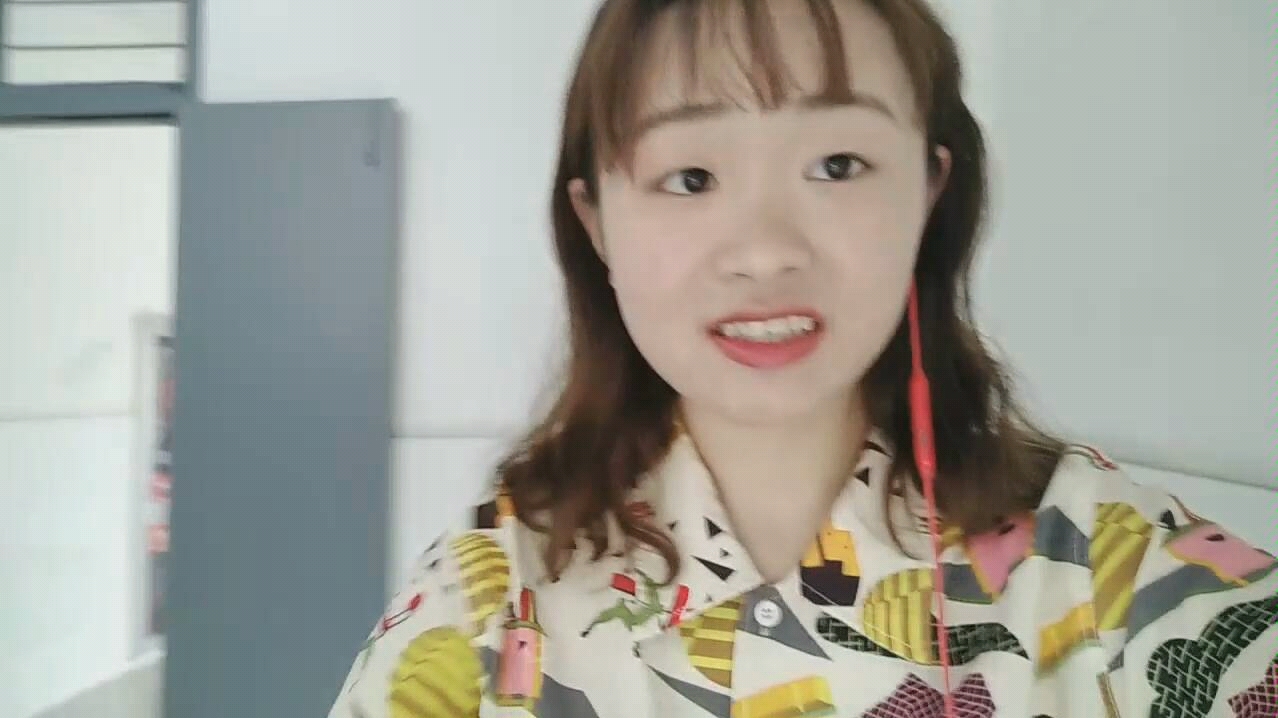 【宿舍日常】hh大概就是吃饭和自言自语这个样子