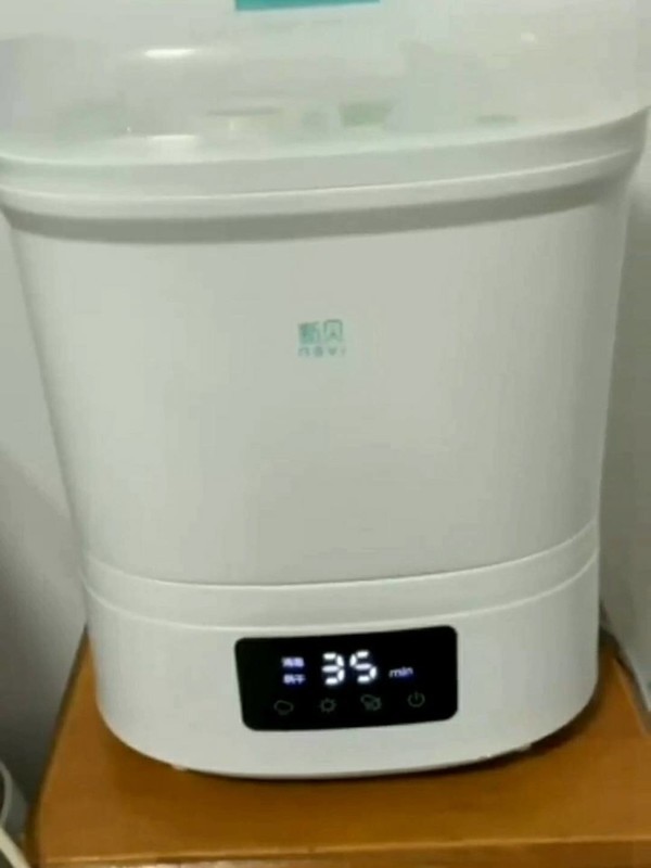 奶爸必备:新贝蒸汽烘干二合一奶瓶消毒器