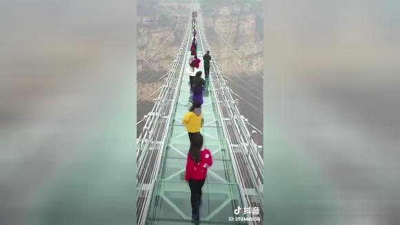 世界上最长的桥,太惊险了