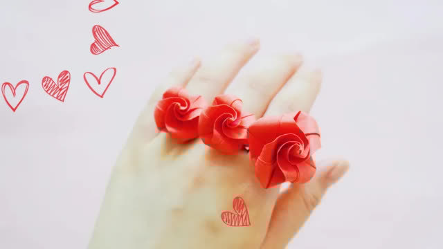 简单好看的玫瑰戒指,无聊的时候折几个玩玩正好