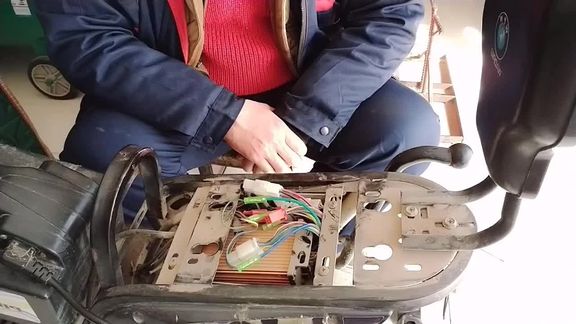 电动车的控制器是否损坏,怎样判断?这个方法最简单!最快速!