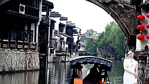 简约江南水乡水墨画