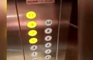 豪华小区电梯常常出现突然下坠,业主拿手机拍下电梯下坠过程