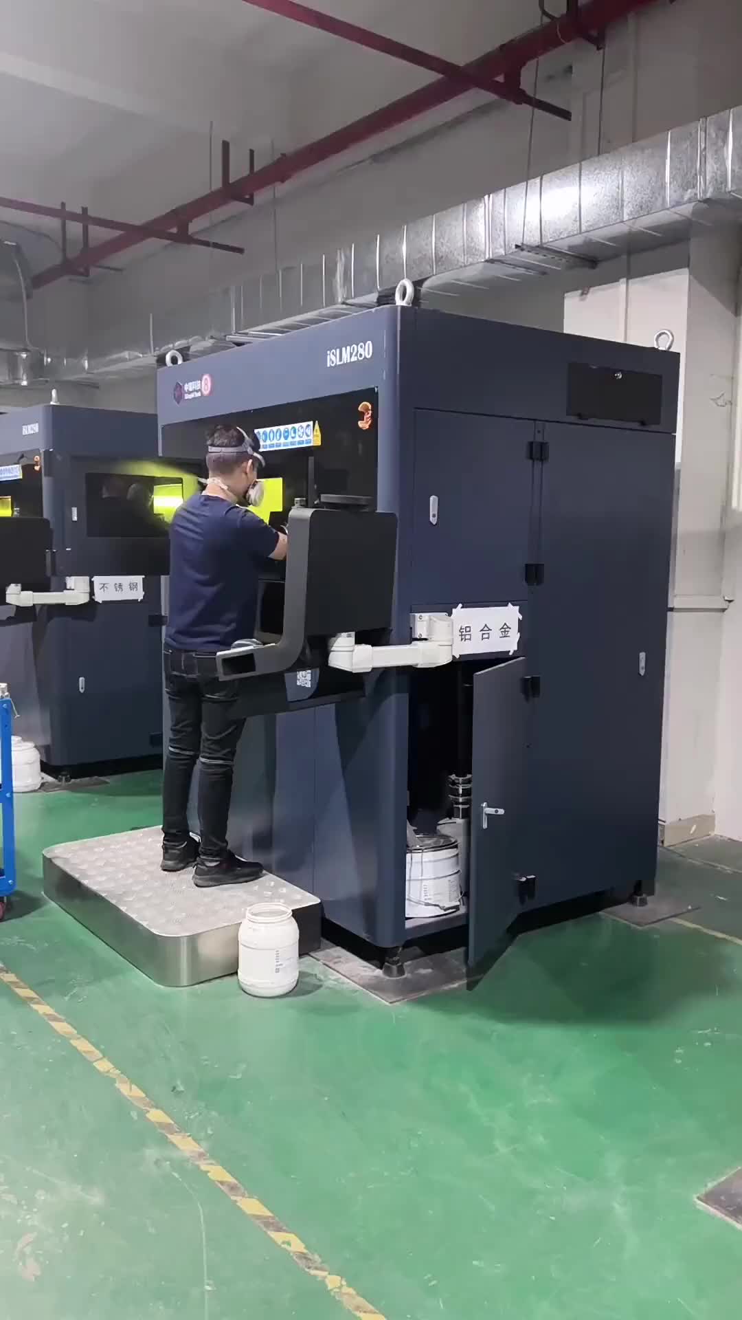 [帝弘]操作金属3d打印机,你有没有见过?,金属3d打印机