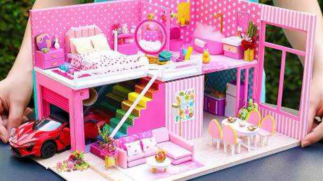 用纸板制作带车库的粉色小房子