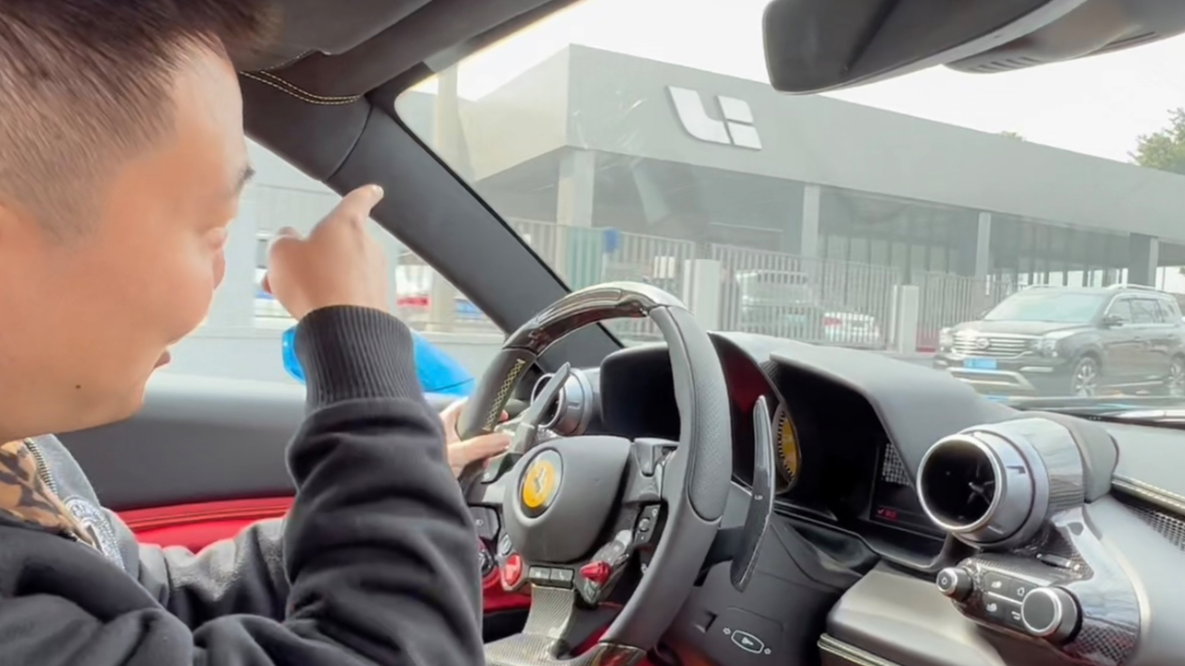 何李试车·法拉利车主理想店提车L7