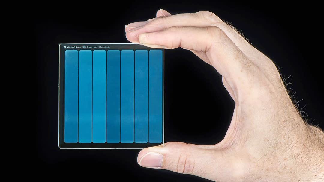 仅2毫米厚的黑科技硬盘,能存储75G数据,寿命可达1000年