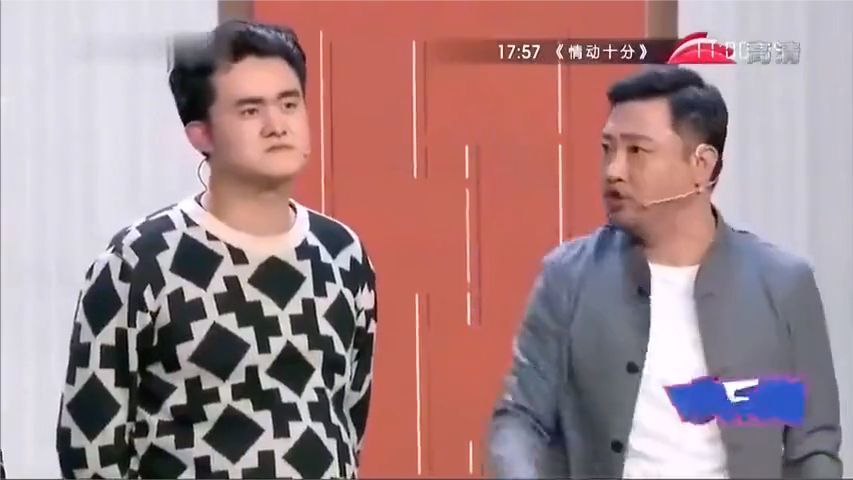 小品:贾冰自称格局大,爆笑解释卖钟表为啥不能笑,太好笑了吧