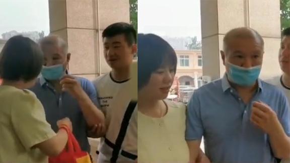 "辱母刺杀案"于欢接父亲出狱,多年后再次团聚,众人心情复杂