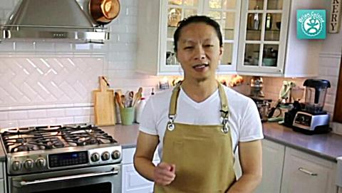 全蛋蛋糕的简易做法 微波炉怎样做蛋糕 芭比公主蛋糕制作视频