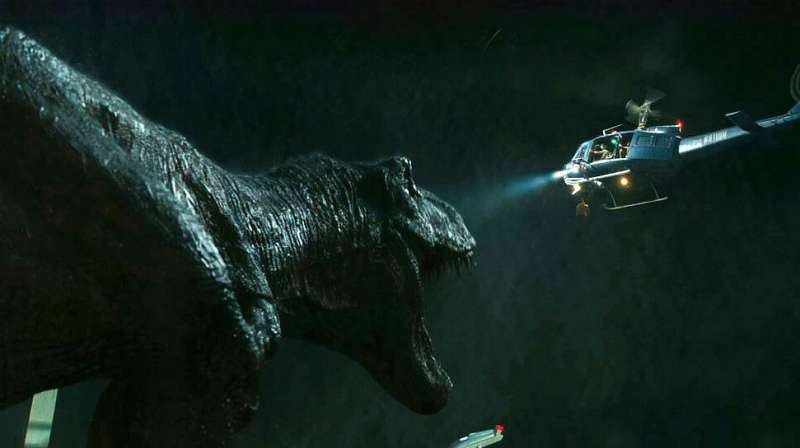 侏罗纪世界2经典片段,最强恐龙出场