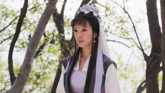 女子精通占卜卦辞,19岁被封侯,三次算卦,次次成真!