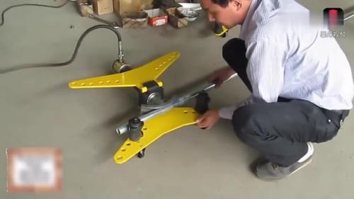 5个牛人自制的弯管机,动手能力太强了!