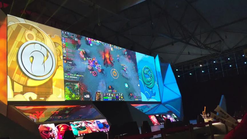 MDL成都Major IG第三把抓住机会一波基地 现场HIGH爆