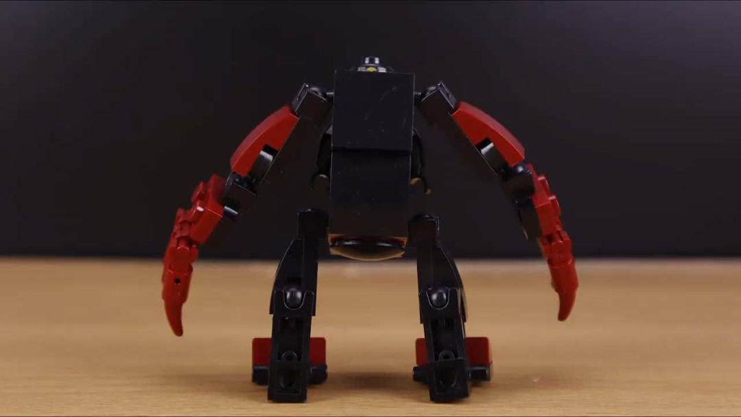 乐高积木拼装:机械式机器人