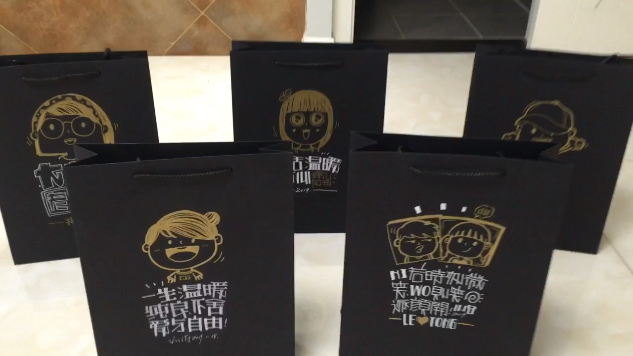 手绘POP周边-手写纸袋