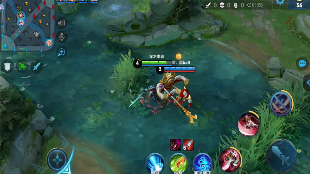 墨瑜游戏这李白打的太憋屈,被马克追了一条街,救救孩子吧