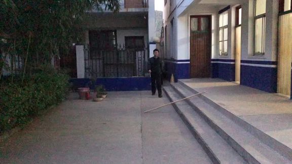 #人民在我心中 #强身健体 #日常训练 摄影师辛苦了!红色传承