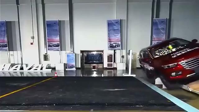 国产车极端碰撞测试,安全性最过硬的三款国产车