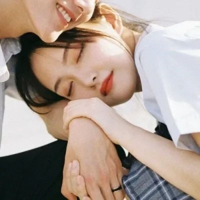 这个男生有点甜 