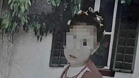 陕西宝鸡通报六年级女孩小区坠亡:对成绩不满意,班主任停职