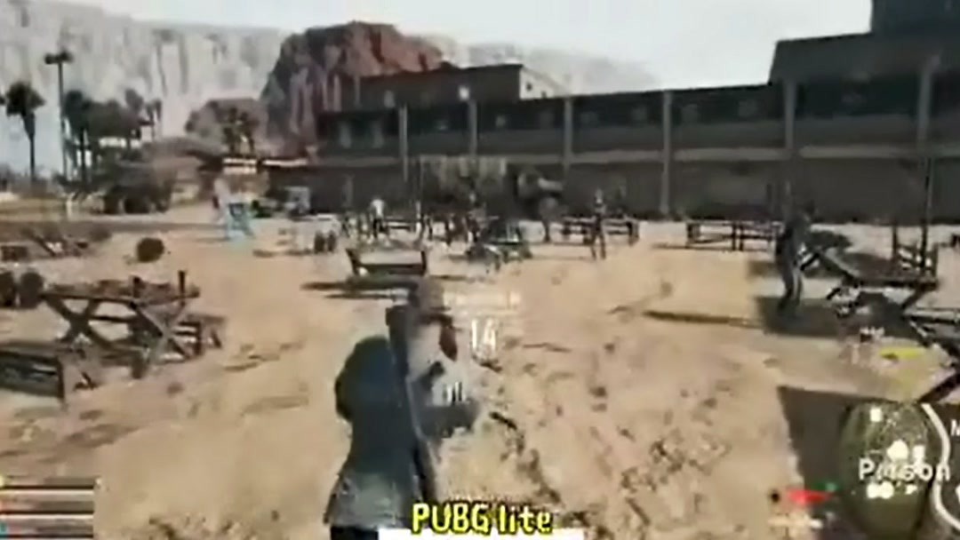 刺激战场:蓝洞疯了,PUBG免费玩,还玩什么刺激战场模拟器