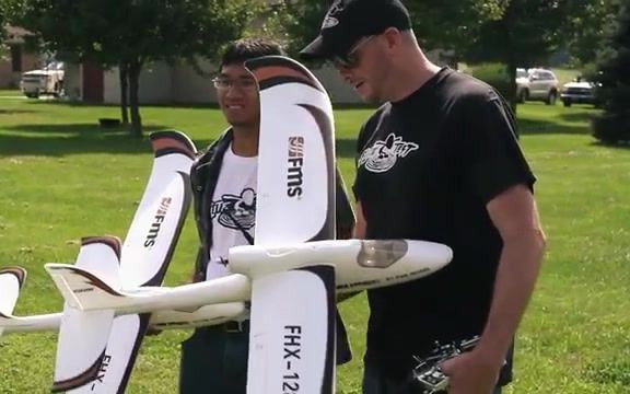 FMS旅行者1280Flite Test工作室测试 FMS Easy Trainer 1280 - REVIEW