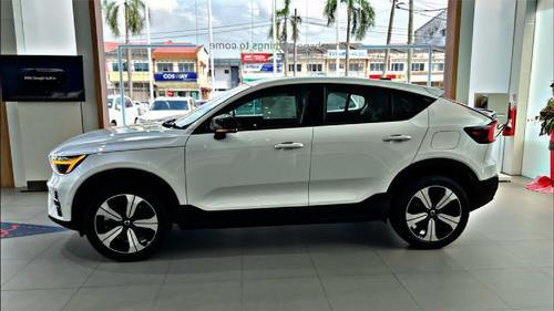 纯电动沃尔沃C40来了!高配搭双电机+四轮启动,功率可达300kw