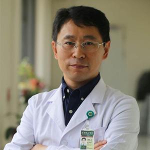妇产科医生谭先杰 