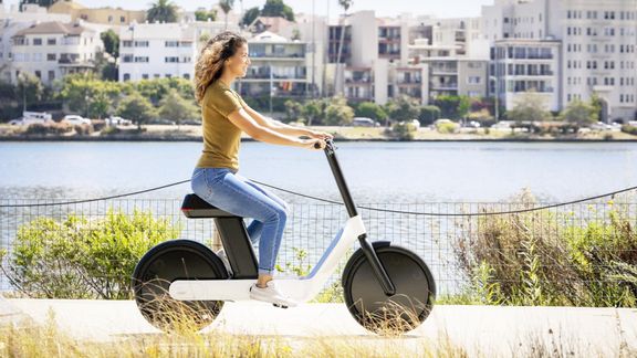 美式极简电动自行车,装备特斯拉电池,售价上万