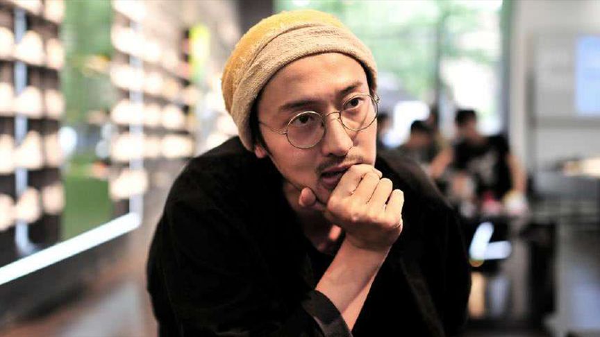 他删掉了几百万粉丝的微博,表示:我的人生,不需要别人的评论