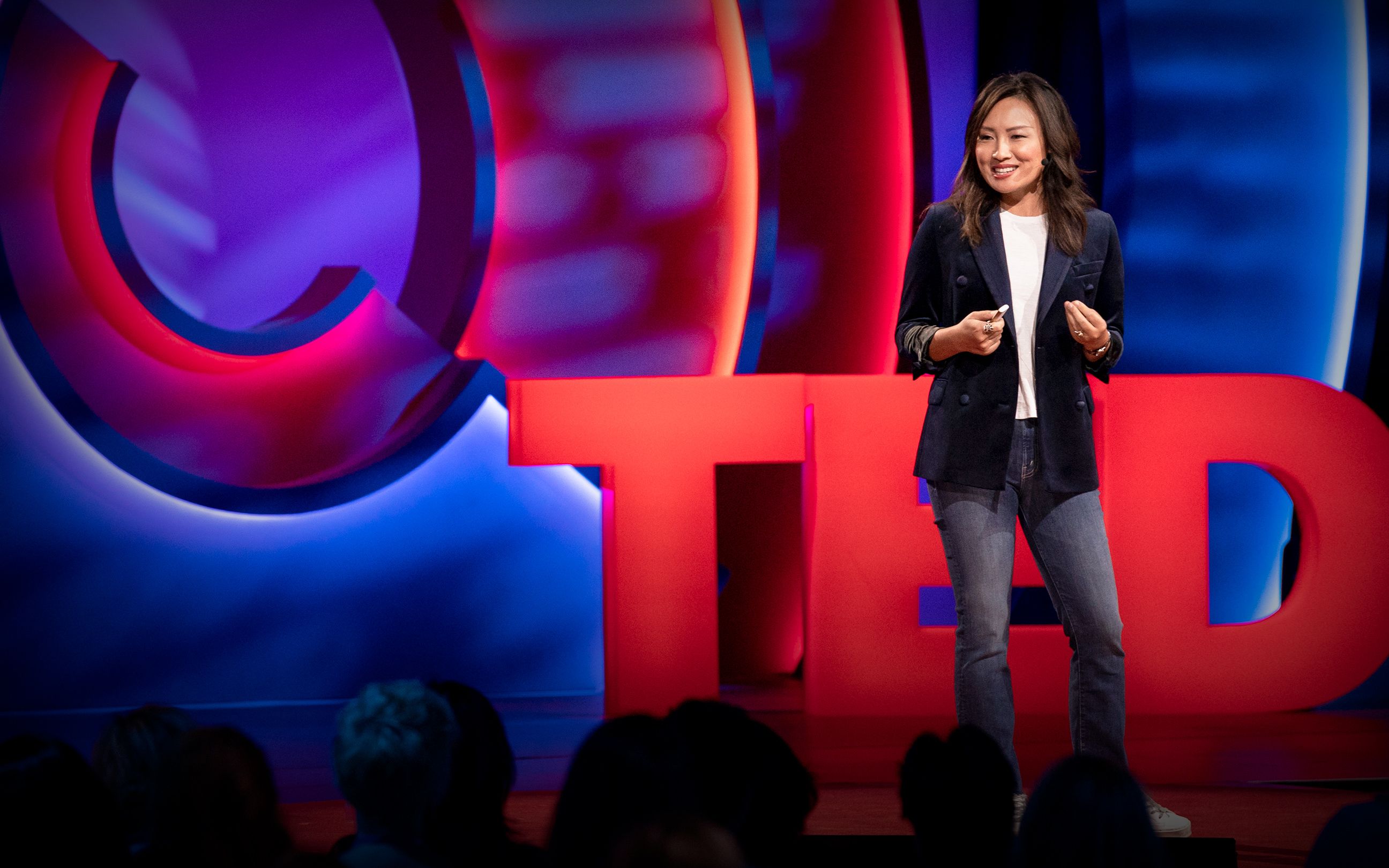 【双语 | TED演讲】315曝光大量个人信息遭采集、交易:你的数据不该...