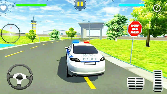 驾驶警车在公路上巡逻 模拟小游戏