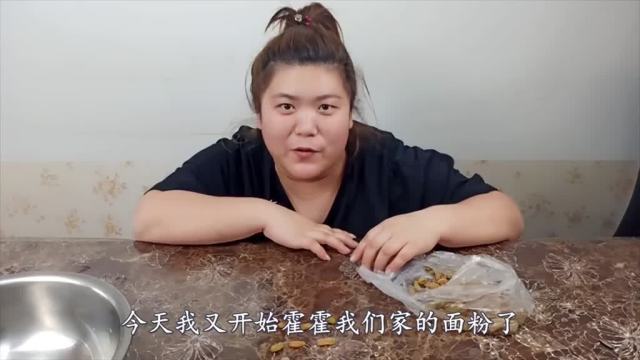 手撕面包好吃的做法,不用烤不用烙我家一周做3次,每次都抢光