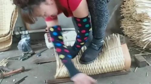 纯手工制作的簸箕,估计这手艺马上就要失传了,希望它能传承下去