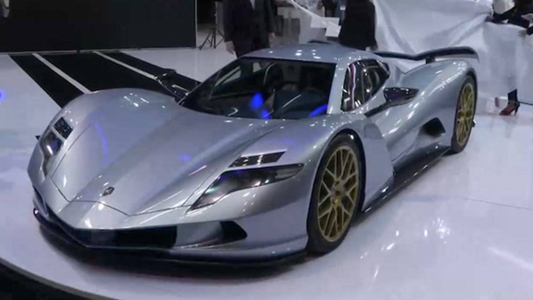 时速400公里!世界最快纯电动跑车亮相迪拜车展 仅产50辆卖2238万