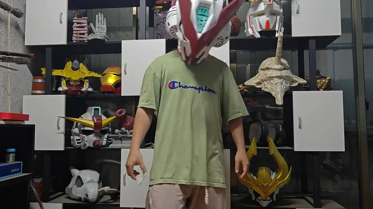 红异端高达制作日记,第一天,头部制作 #手工制作 #模型制作 #高达模型 ...