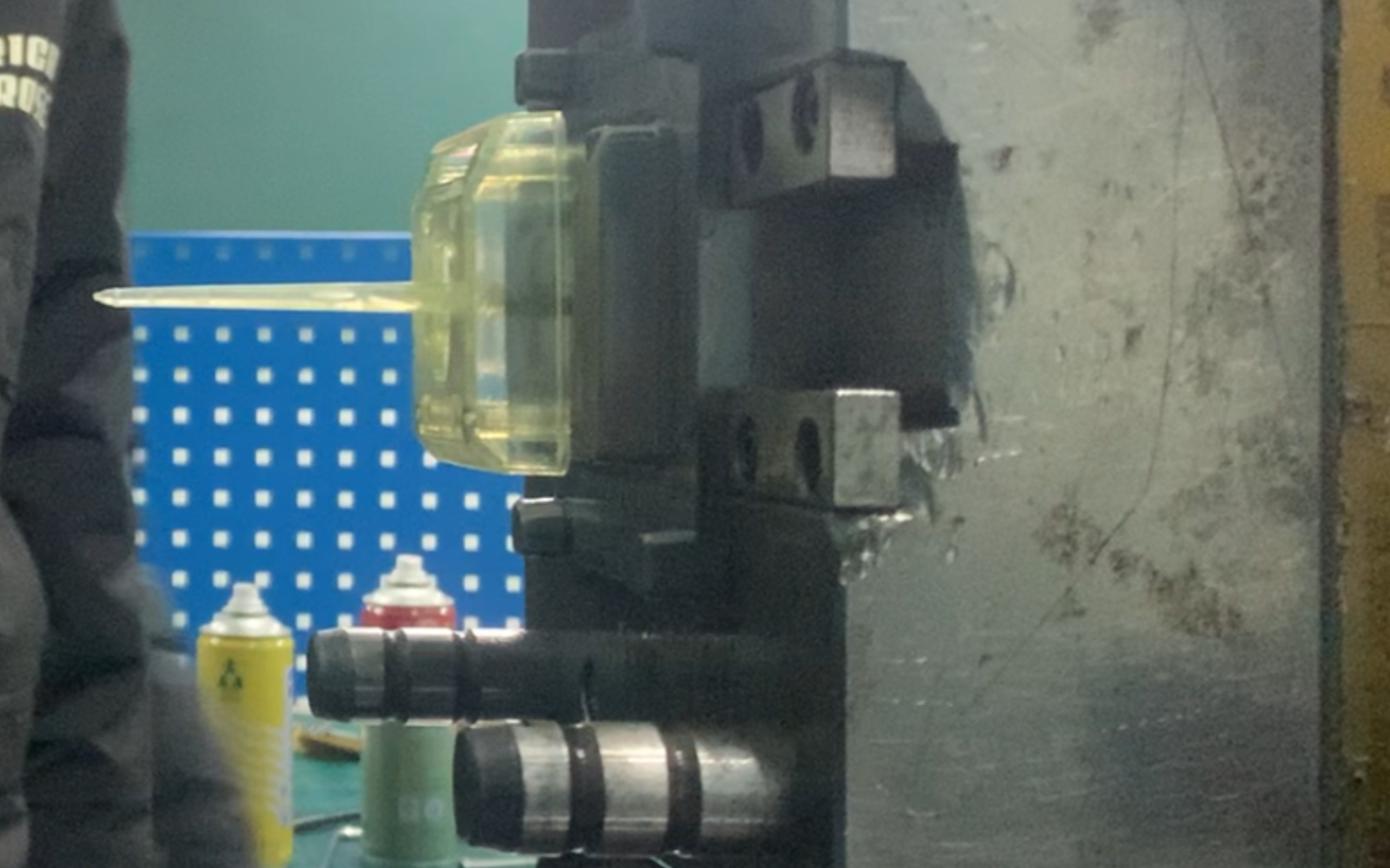 参与制作的第一个模具注塑啦