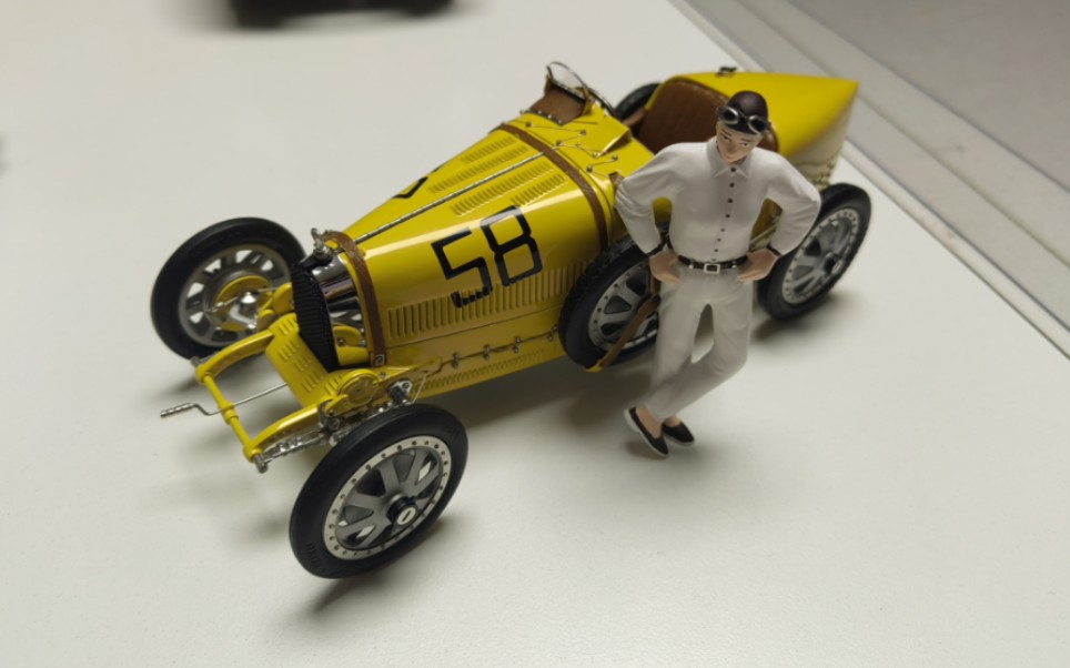 【汽车模型】CMC 1比18 布加迪 Type 35 小人版