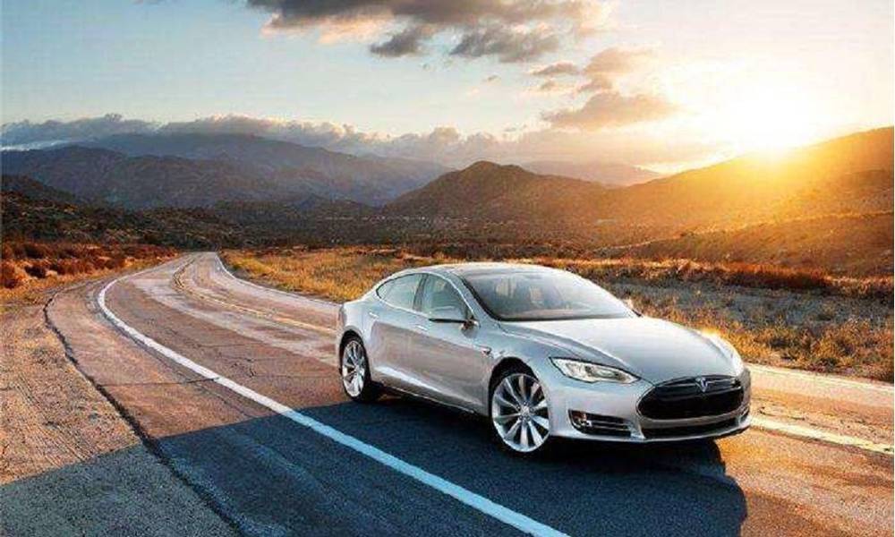 国内第一辆氢燃料汽车诞生,不充电不烧油,续航就有1000公里