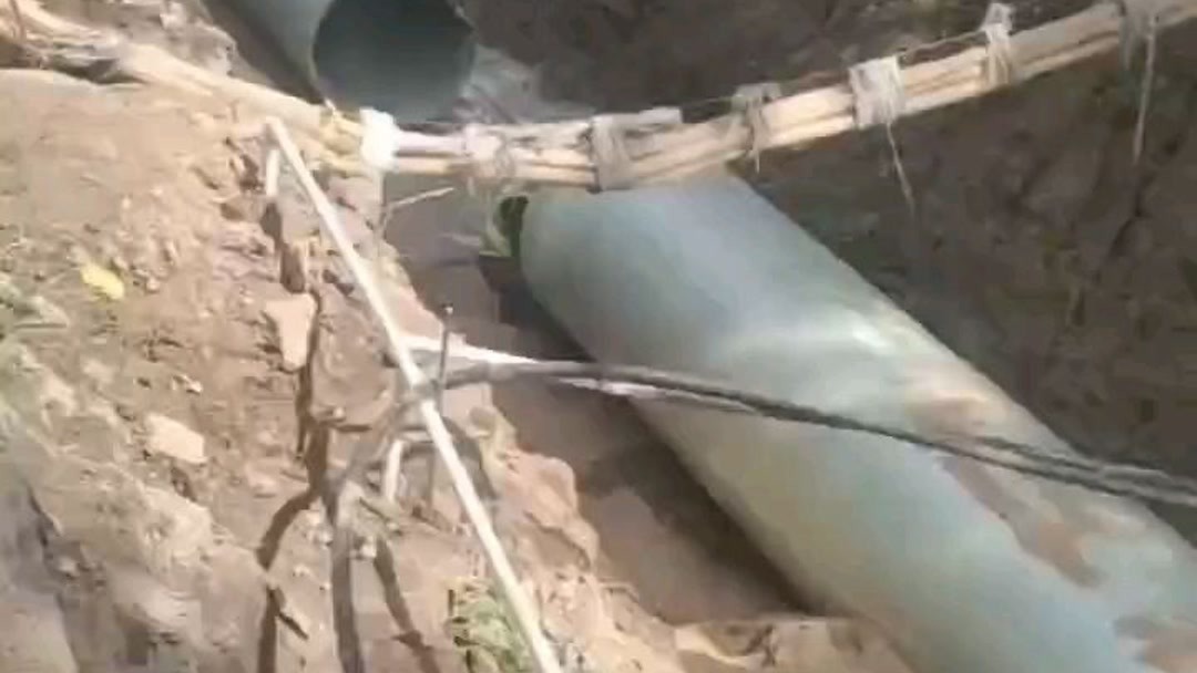 河南康威玻璃钢夹砂管道试压实验施工现场